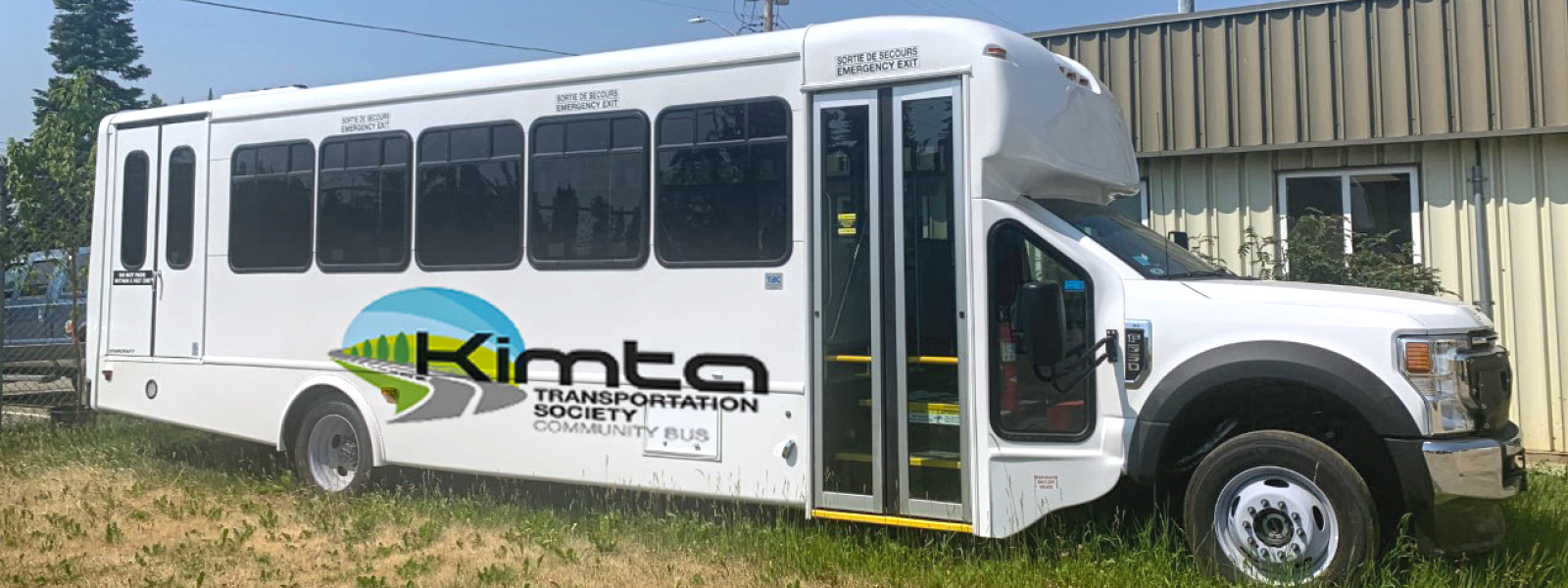 Mackenzie community bus gets help from FortisBC | Talking Energy